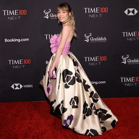 Jennette McCurdy Outfits Style Looks K4 Fashion
