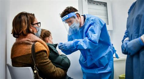 Vaccino Covid ai bambini sì o no Ci sono dubbi sullefficacia