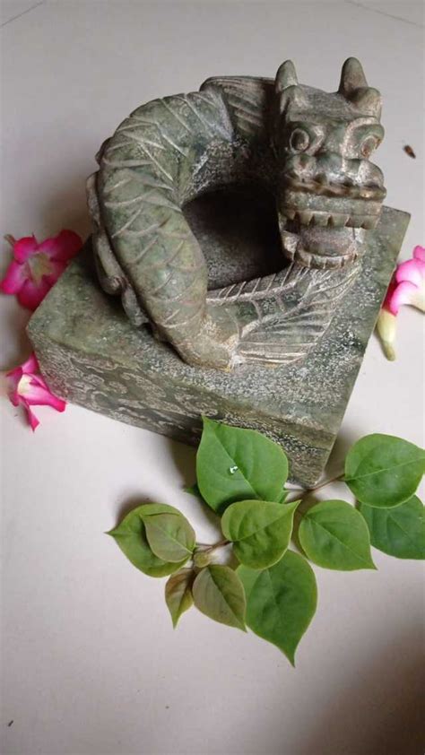 Stempel Naga Giok China Huruf Miror Sanggar Benda Pusaka Bertuah