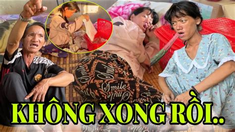 Cô Gái Khờ Sống Cùng Cha Dượng Dưới Gầm Cầu Soạn Quần áo để Chuẩn Bị đi