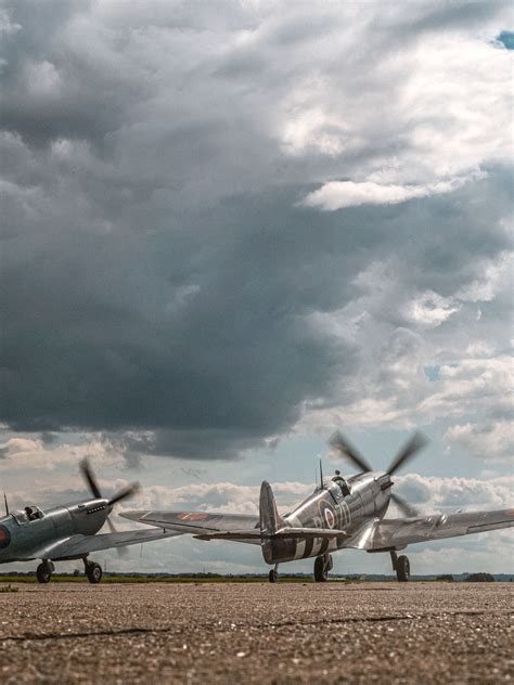 Supermarine Spitfire Ix Mh434