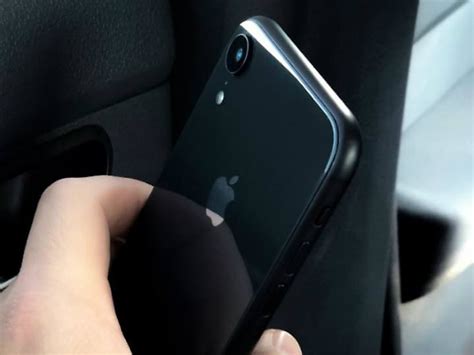 Iphone Xr實機與sim卡槽流出 中國電信業者預告會有雙卡版本 Sogi 手機王