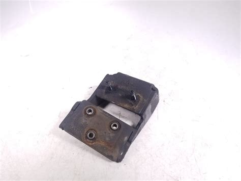 09 Yamaha VStar XVS950 XVS 950 Engine Motor Mount Bracket Pair Free