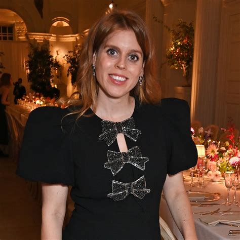 Princess Beatrices Ultra Chic Maternity Wardrobe Is A Mother To Bes