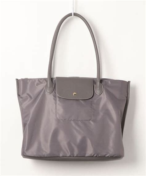 And It（アンドイット）の「【legato Largo】撥水ナイロン調ポリpcケース付きトート（トートバッグ）」 Wear