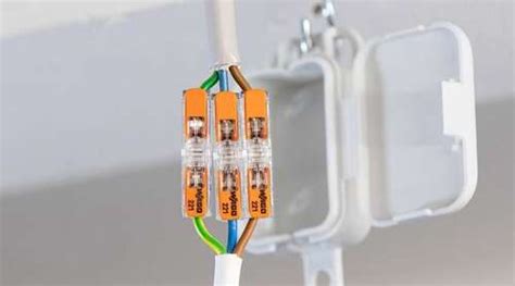 Wago Launches 221 Series Inline Splicing Connector For Wires Up To 4