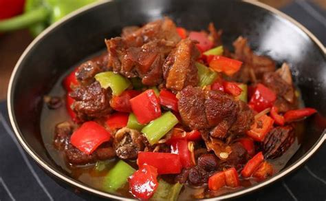 腌牛肉，最忌放盐腌制，20年大厨分享经验，牛肉香嫩多汁还不腥