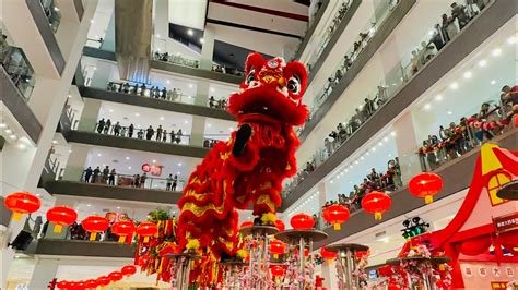 2023 CNY Acrobatic Lion Dance Performance Paradigm Mall JB 南华武术龙狮团