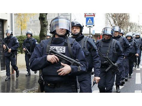 فرنسا تضرب رقماً قياسياً جديداً في عدد السجناء صحيفة الخليج