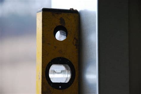 건축다큐21 Architecture Documentary 21 주천 조립식주택 샌드위치판넬 벽체 기포관수준기 수직 수평측정