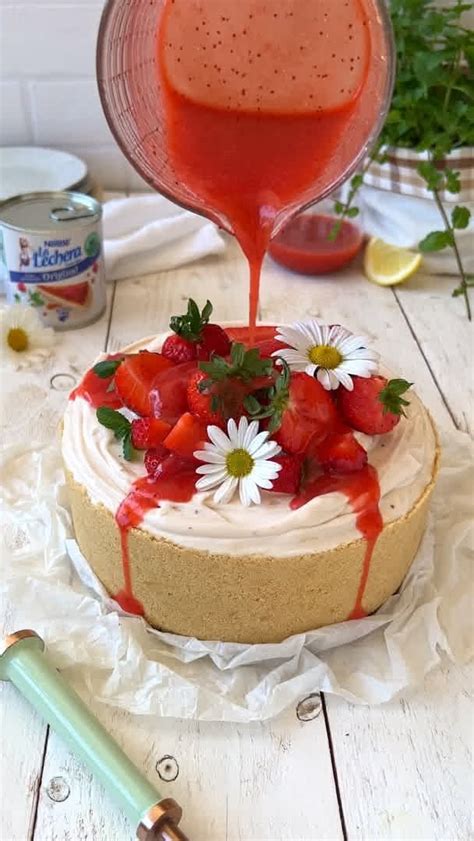 Cheesecake de fresa sin horno Nestlé Cocina
