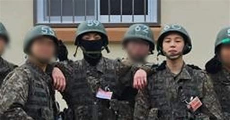 현역 입대 방탄소년단 지민·정국 훈련소 모습 포착동기들과 훈훈 전우애
