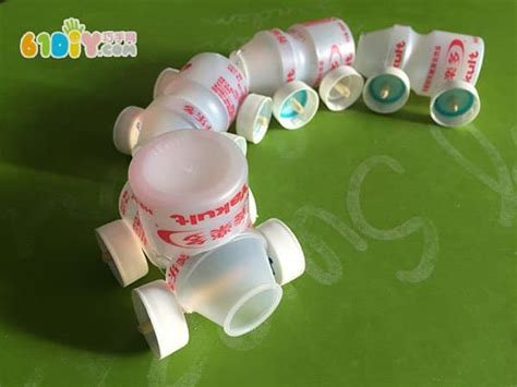 养乐多瓶创意制作养乐多瓶子做灯笼大山谷图库