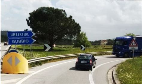 Tir Contromano Allo Svincolo Delluscita Della E45 Umbertide Gubbio