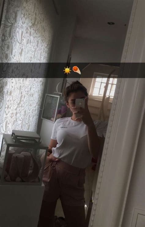 Glaxmoon•• Insta Mina Cute14 Snapchat Picture Instagram And Snapchat