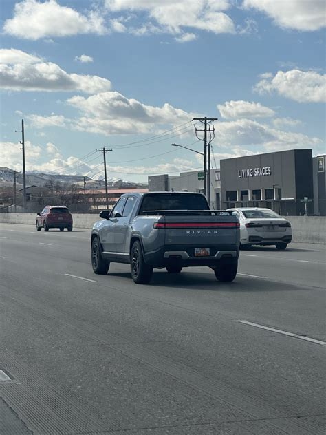 ChargeGo On Twitter Plenty Of Rivian Trucks Out Here In Utah Love