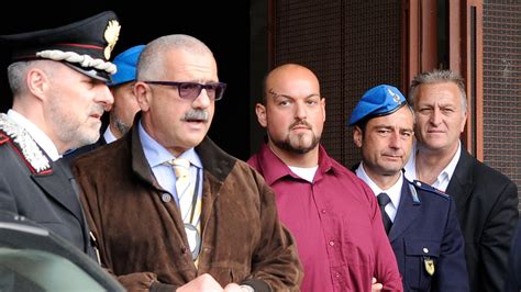 Luca Traini E Le Vittime Da Risarcire Onlus Per Raccogliere Soldi