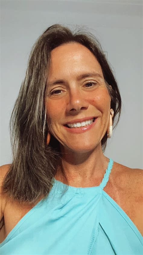 Quem Sou Natália De Castro