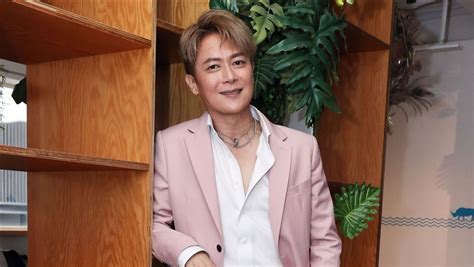 獨家／八點檔男神窮到吃過期品！「騎餿水車」遭開單 悲慘人生曝 娛樂星聞