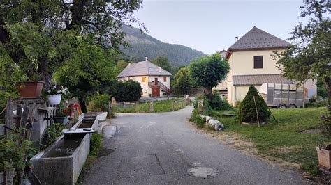 Disparition DÉmile Linterdiction Daccéder Au Haut Vernet Reconduite