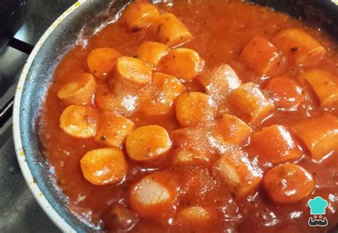 Salchichas guisadas con tomate Fácil
