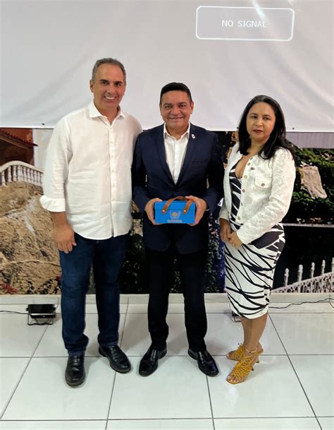 Tv Monólitos Reitor Da Uece Destaca Articulação De Ricardo Silveira
