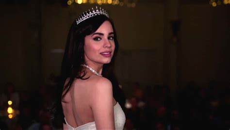 The Best Actresses And Actors To Star In Cinderella Movies