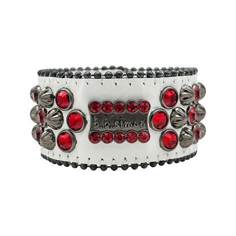 Lavasan Cuff Whitered Bb Simon®