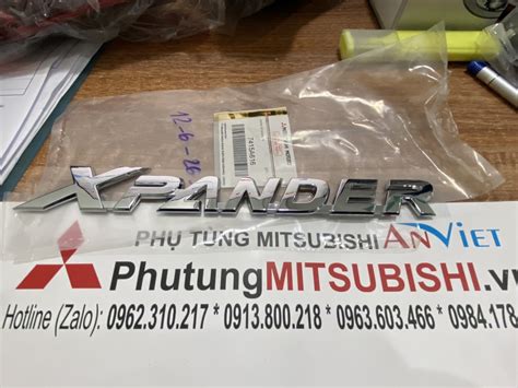 Chữ Xpander Trên Cốp Sau Xe Mitsubishi Xpander