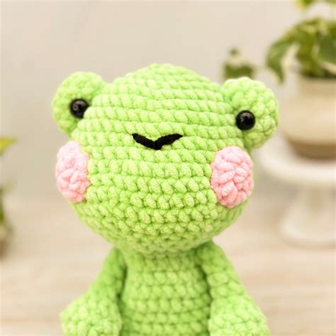 Original Frog Crochet Kit Mochi Chums