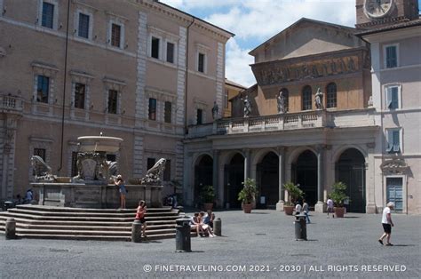 Piazza Di Santa Maria In Trastevere Things To Do In Rome Fine Traveling