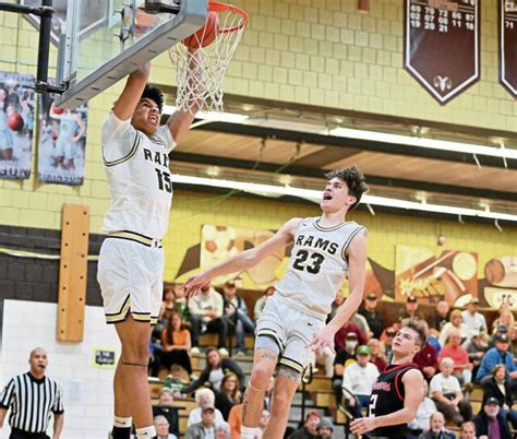 Highlands Dominates Elizabeth Forward In Class 4a First Round Trib Hssn