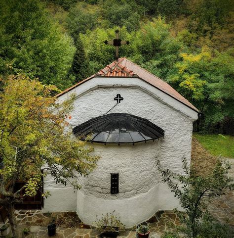 Манастир Вознесение во Христос или идолопоклоничко превознесување Луѓето тежнеат кон правење