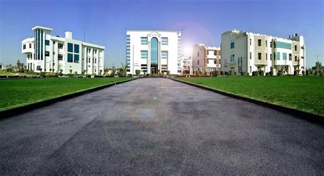 Mca At Geeta University Courses And Fees 2025