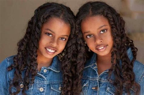 Livia Moraes Especialista Em Naming Love Twins Cute Black Babies