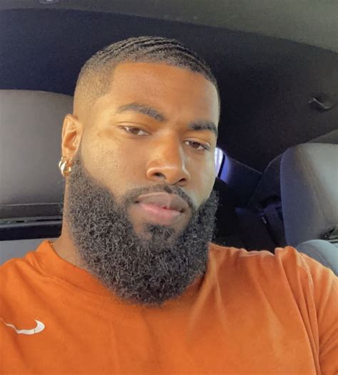Pin By Gymie Bee On Men Black Men Beards Black Men Beard Styles
