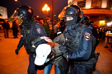 Más de 1 200 detenidos en Rusia en las protestas contra la movilización