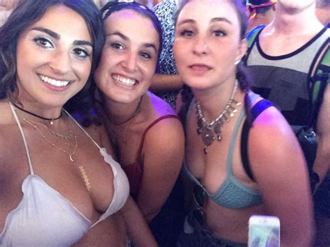 Busty Raver Chicks Porn Pic
