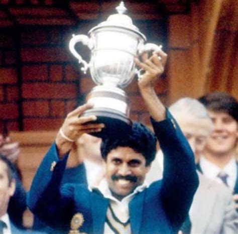 Ranveer Singh Wishes Kapil Dev With An Epic Throwback Photo Bollywood News Bollywood Hungama