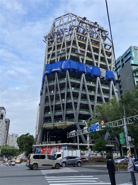誠紳開發工程有限公司 上海商銀總行大樓新建工程
