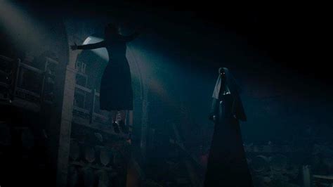 Sinopsis Film The Nun Ii Kembalinya Teror Valak Dalam Kisah Mencekam