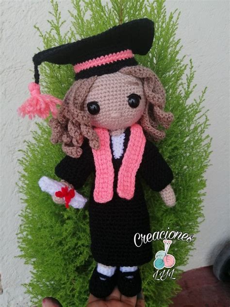 Amigurumi graduación Muñecos de ganchillo Amigurumis a crochet Muñeca amigurumi