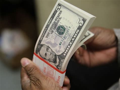 Saudi Arabia Extends Term Of 3b Deposit For Another Year The Express