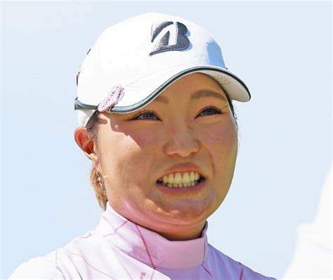 女子ゴルフ 高橋彩華、「今週稼いでリッチな旅に」次週は祖母と叔母との韓国旅行v戦線で決勝ラウンドへ：中日スポーツ・東京中日スポーツ