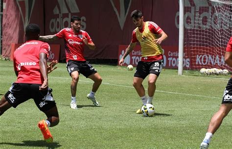 São Paulo Se Reapresenta E Inicia Trabalhos De Olho No Jogo Contra O