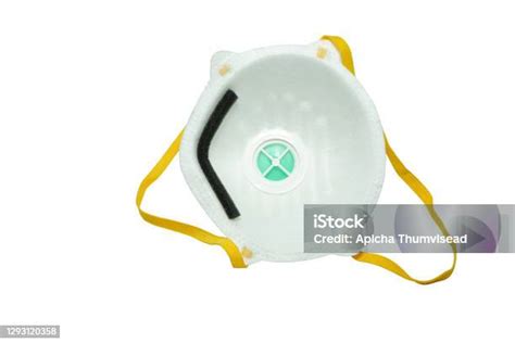 N95 마스크 보호 Pm 25 및 코로나 바이러스 흰색 배경에 격리 Pm25 먼지를 방지하기 위해 건강 마스크 호흡용 마스크에 대한 스톡 사진 및 기타 이미지 Istock