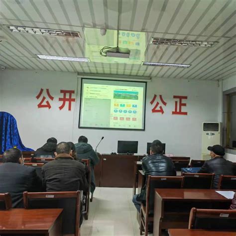 【我为群众办实事】开展代办员业务培训 提升服务群众能力上溪镇陈文卉进行了