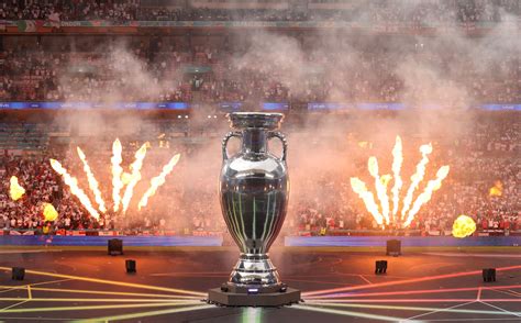WEMBLEYS 100 HISTORY MAKING MOMENTS PART FOUR