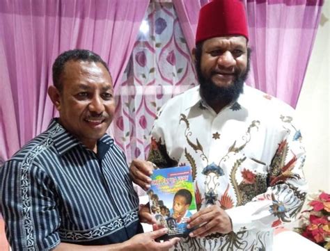 Hyu Ketua Umum Gercin Indonesia Apresiasi Buku ‘the Papua Way Karya Tokoh Papua Anthonius