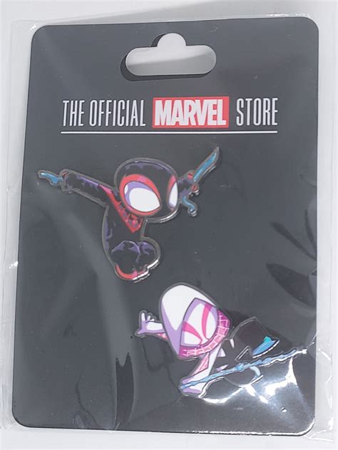 65292 Spider Man Miles Morales And Ghost Spider Gwen Stacy Sdcc